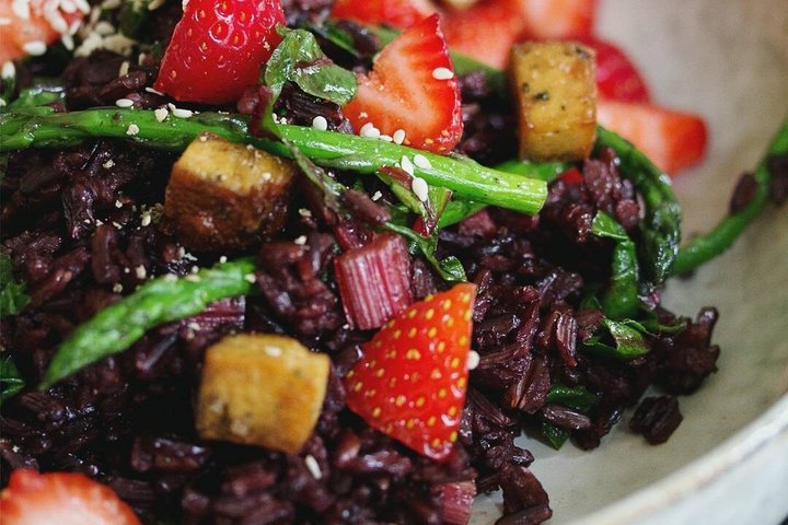 Ricetta Riso Venere con Zucchine e Gamberi - Il Club delle Ricette