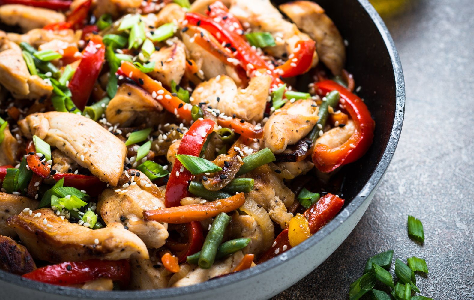 Ricetta Straccetti di Pollo alle Verdure - Il Club delle Ricette