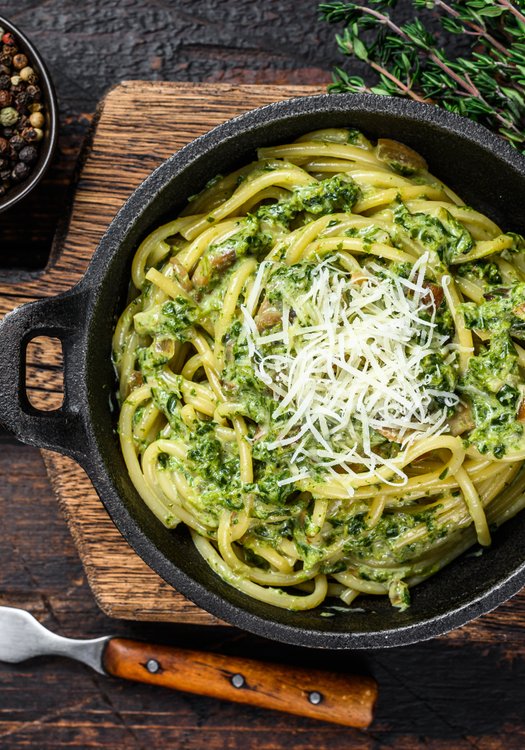 Ricetta Strangozzi al Pesto Umbro - Il Club delle Ricette