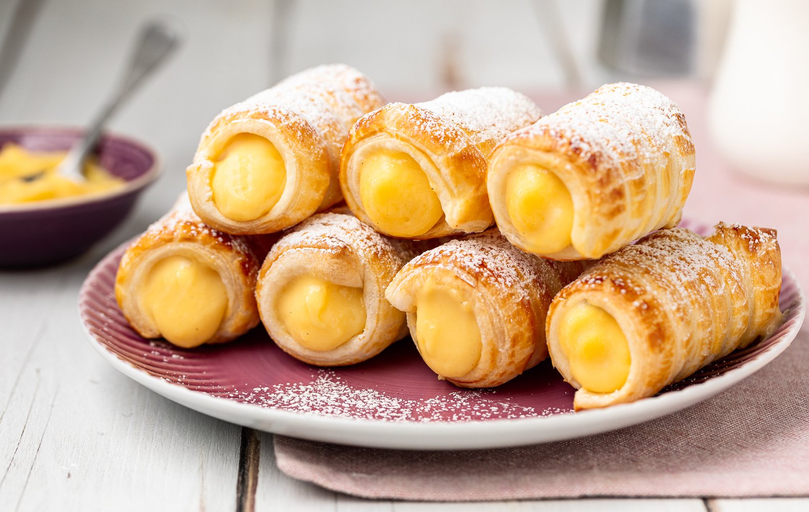 Ricetta Cannoncini alla Crema - Il Club delle Ricette