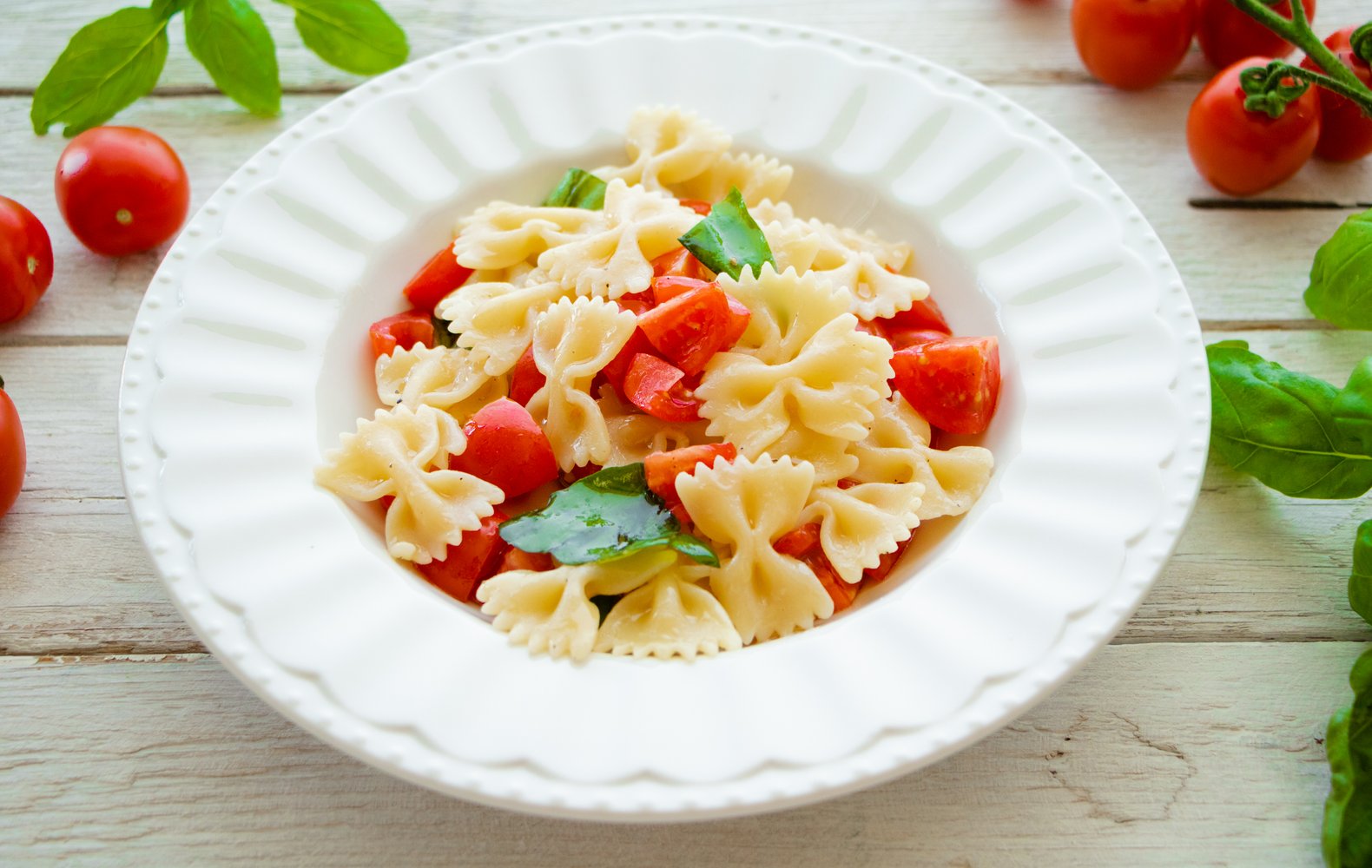 Ricetta Pasta Estiva Pomodorini e Basilico - Il Club delle Ricette