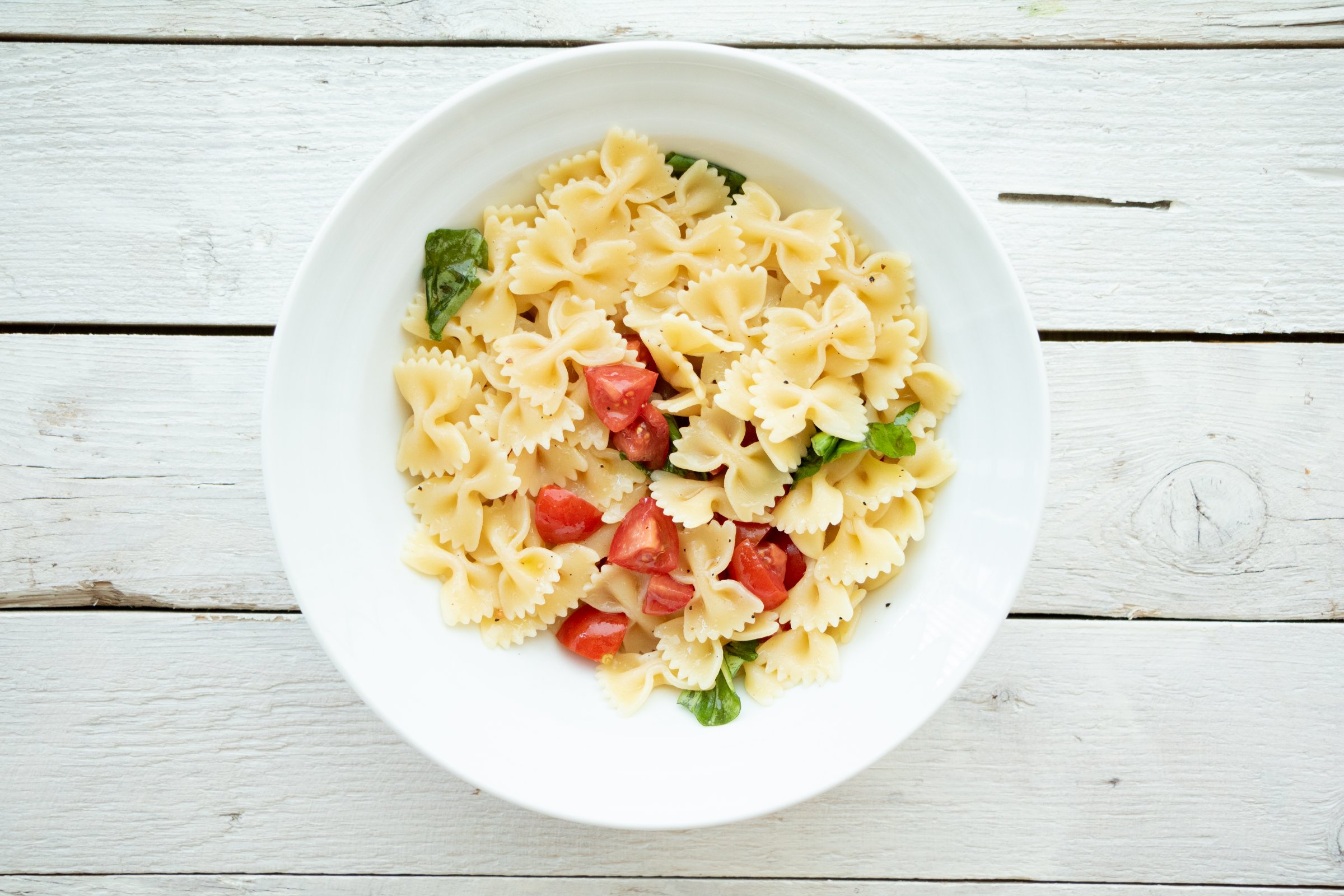 Ricetta Pasta Estiva Pomodorini e Basilico - Il Club delle Ricette