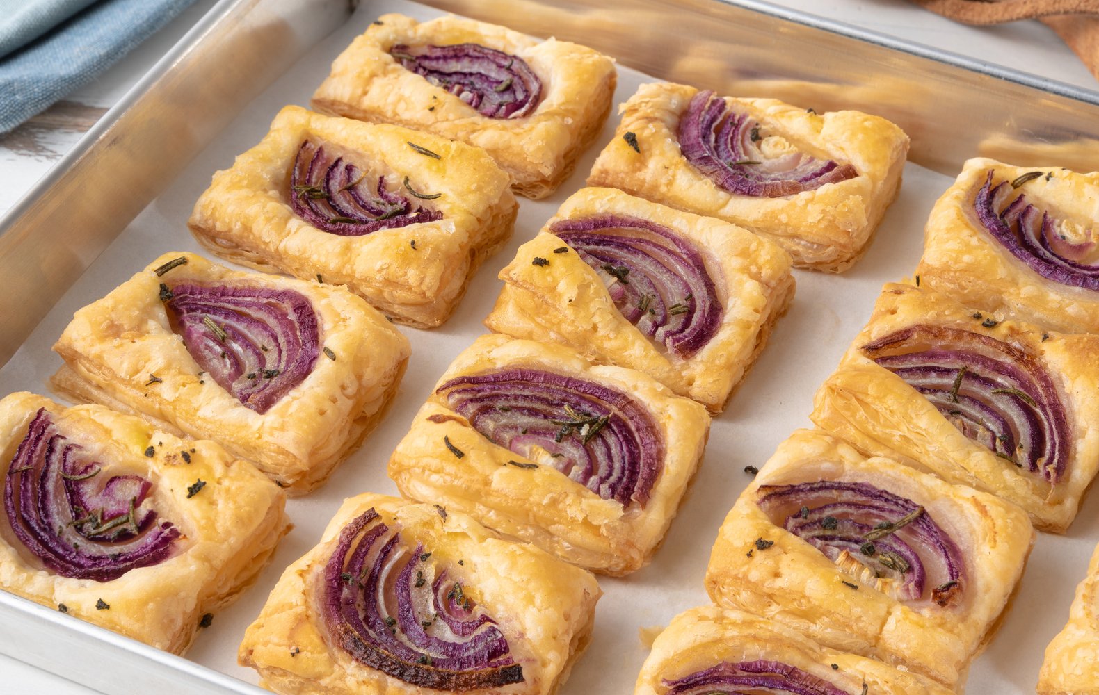 Ricetta Sfogliatine alla Cipolla - Il Club delle Ricette